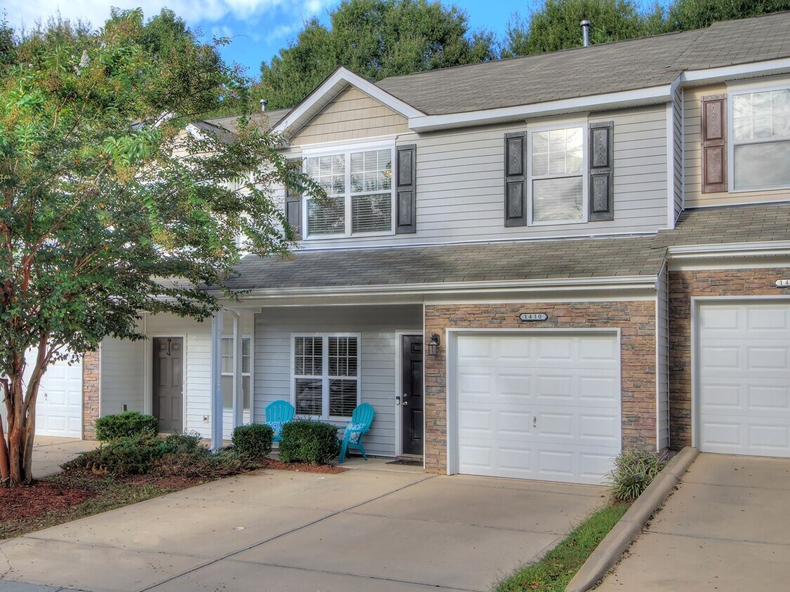 1410 Harpers Inlet Dr, Clover, SC 29710 - Townhome Rentals in Clover SC ...