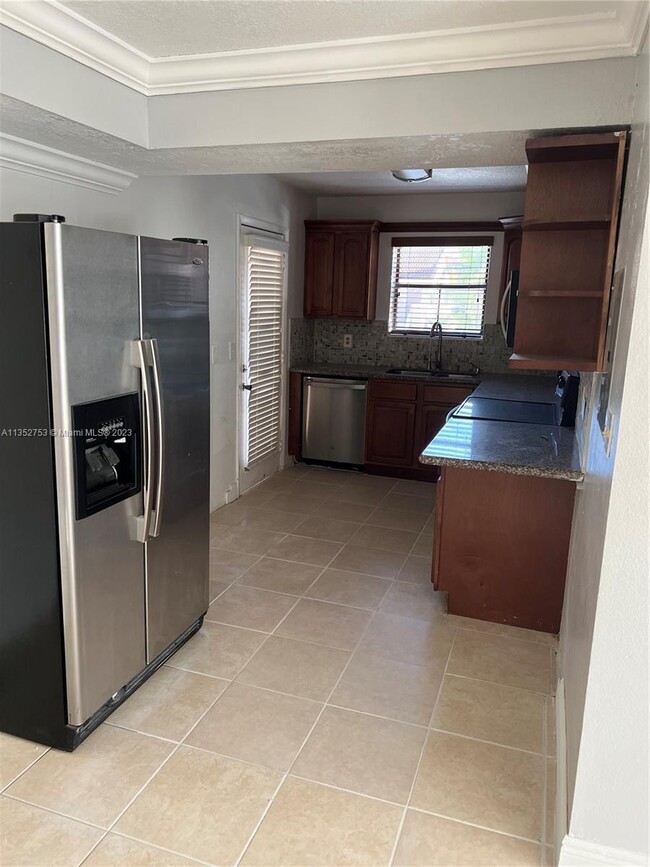 15581 SW 104th Terrace Unit 221, Miami, FL 33196 - Room for Rent in Miami, FL | Apartments.com