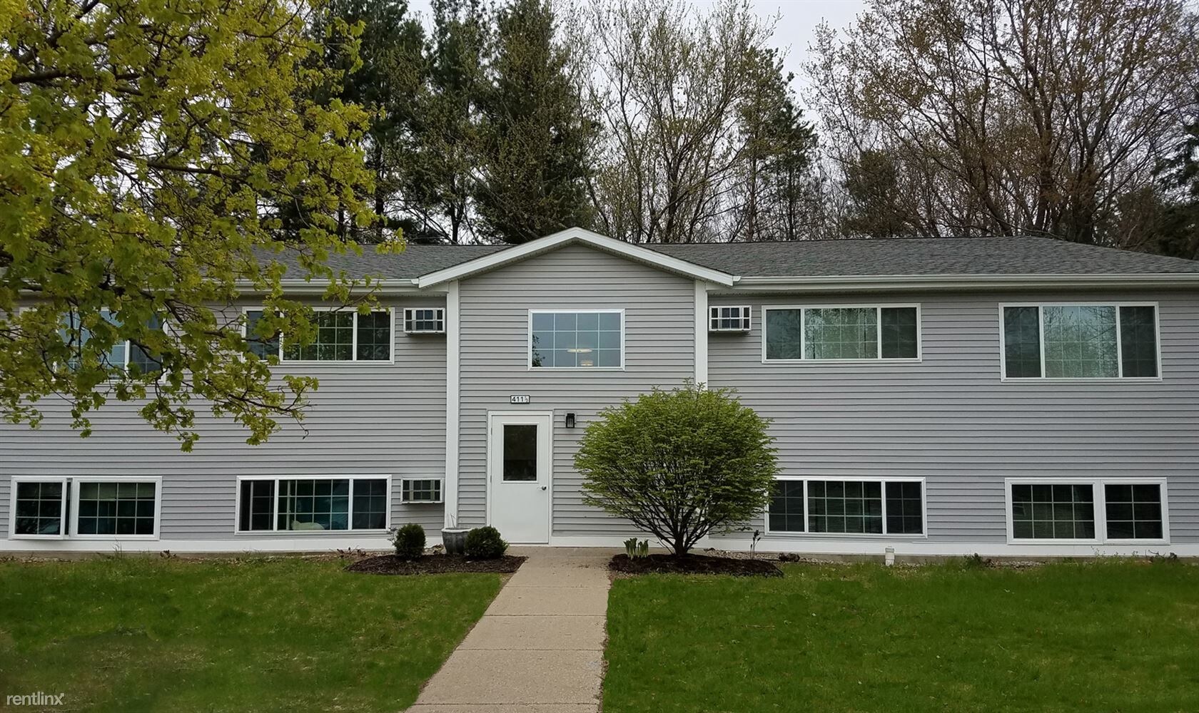 407 E Edgar Bergen Blvd, Decatur, MI 49045 - Room for Rent in Decatur ...