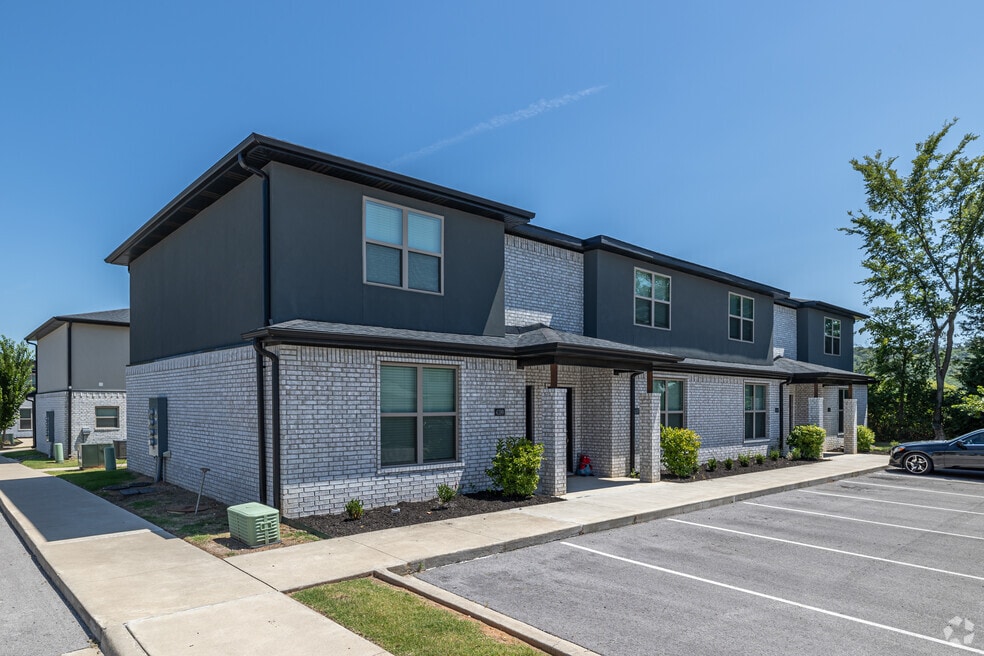 410 Ash St, Lowell, AR 72745 - Townhome Rentals in Lowell AR ...