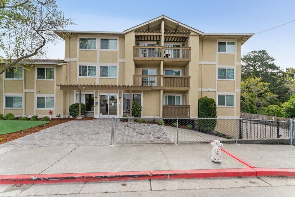 Corporate Housing in Lompico CA - Page 4