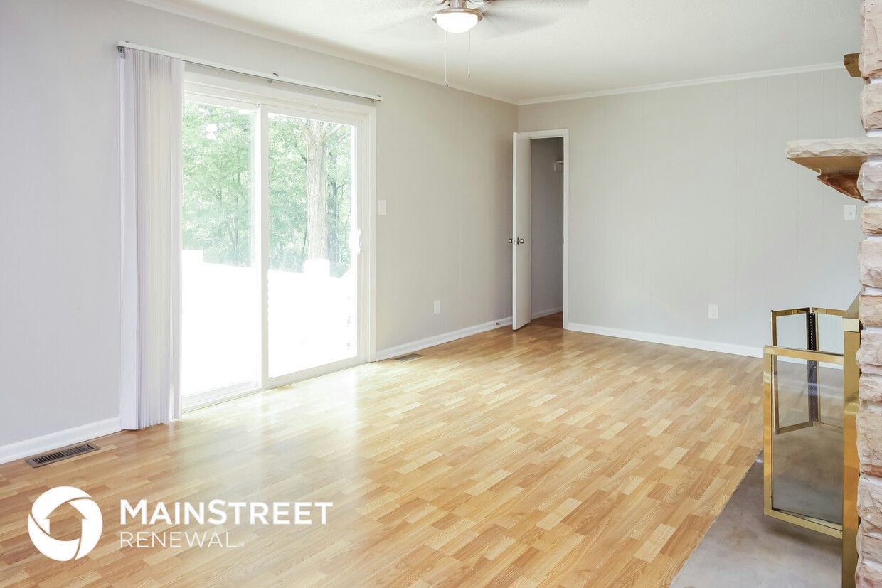 2025 Rockwood Ln, Fultondale, AL 35068 | Apartments.com