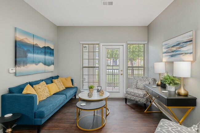 Stone Pointe Apartments for Rent with Hardwood Floors - Manhattan, KS ...