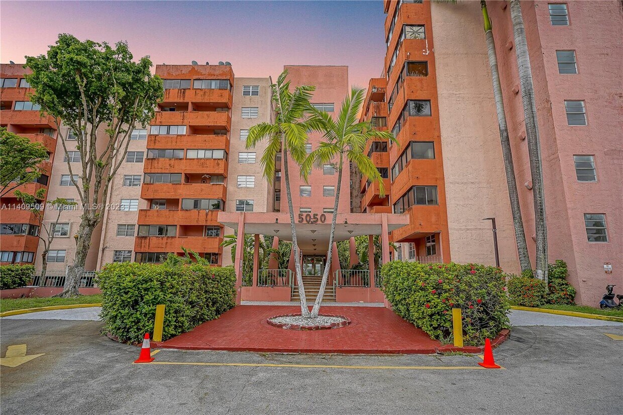 5050 NW 7th St Unit 415, Miami, FL 33126 - Condo for Rent in Miami, FL | Apartments.com