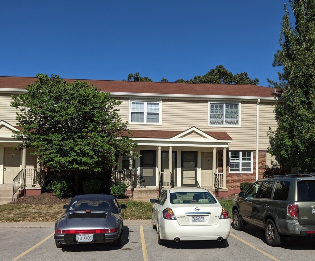 1644 E Swan Cir Unit 1644, Saint Louis, MO 63144 - Condo for Rent in ...