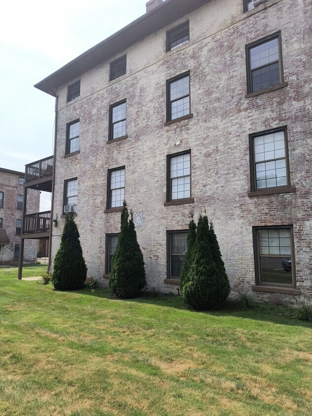 72/74-74 Van Block Ave Unit 7A, Hartford, CT 06106 - Condo for Rent in ...