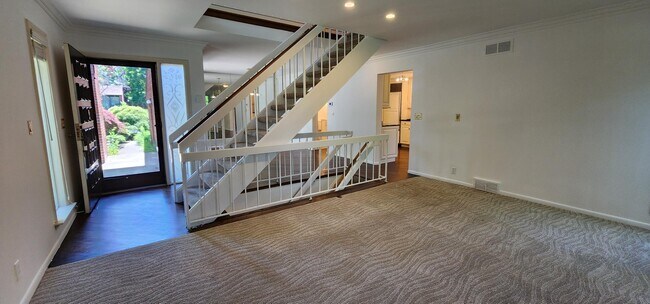 29 Blair Ln, Dearborn, MI 48120 - Condo for Rent in Dearborn, MI ...