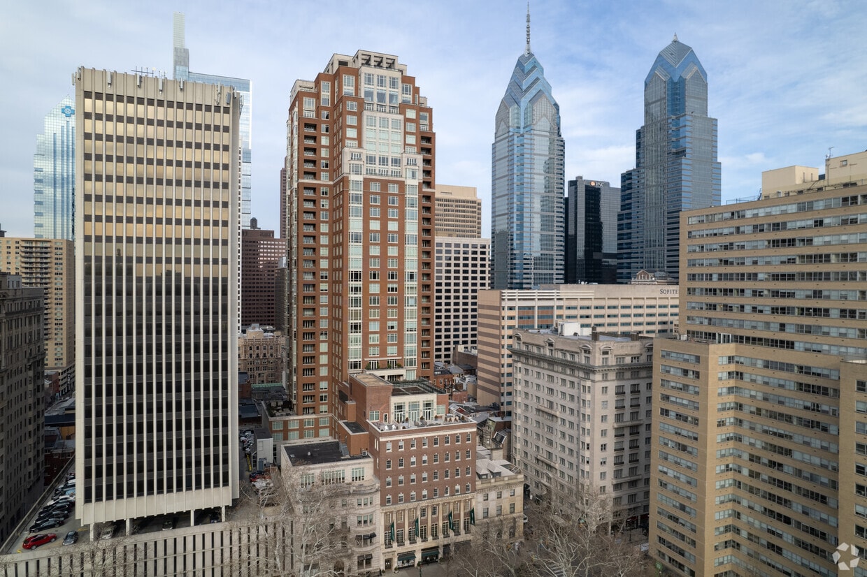 10 Rittenhouse Square - Apartments in Philadelphia, PA | Apartments.com