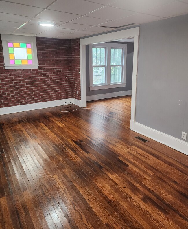 355 Springfield St Unit Fl 1, Agawam, MA 01001 - Apartments in Agawam ...