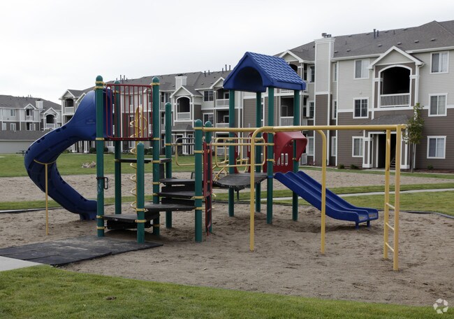 Pinnacle Mountain View Rentals - Clearfield, UT | Apartments.com