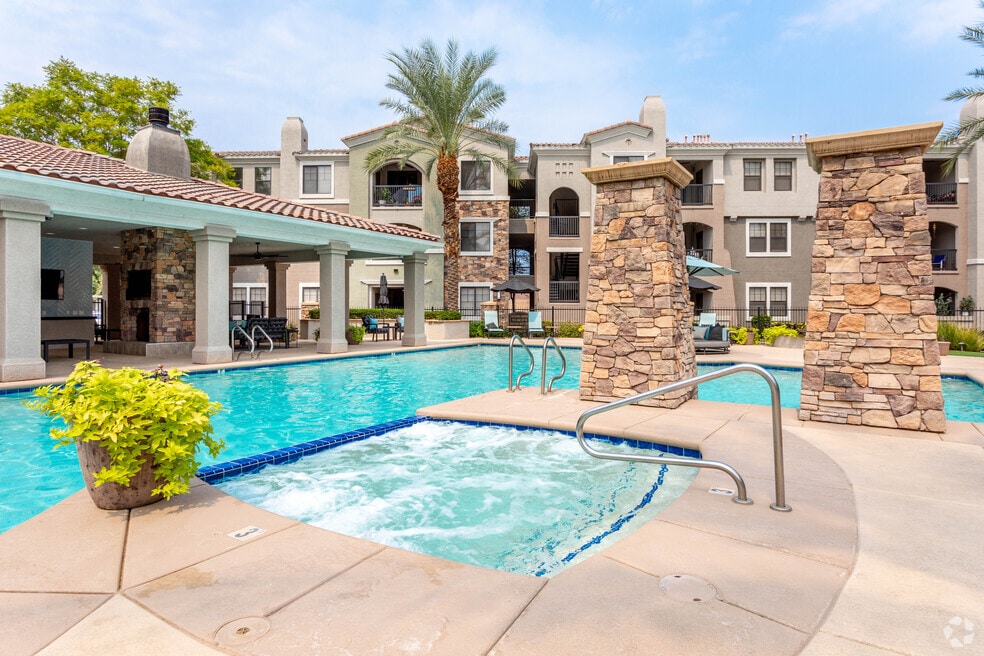 Orchard on Gilbert - 950 N Gilbert Rd Gilbert, AZ 85234 | Apartments.com