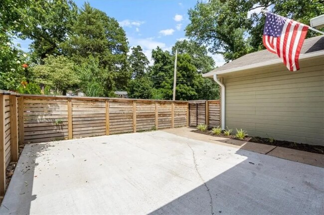 4 Lawson Cir, Bella Vista, AR 72715 | Apartments.com