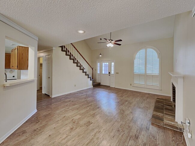 7907 Hidden Oaks Ln - House Rental in Houston, TX | Apartments.com