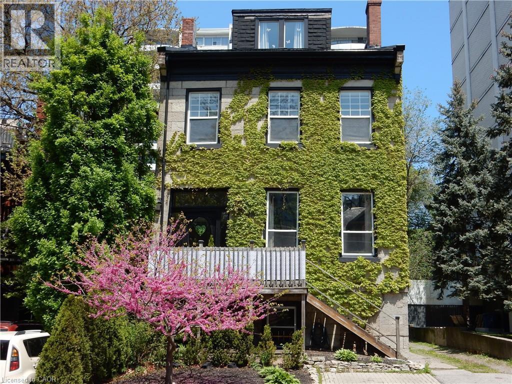98 Duke St, Hamilton, ON L8P 1X5 - House for Rent in Hamilton, ON ...