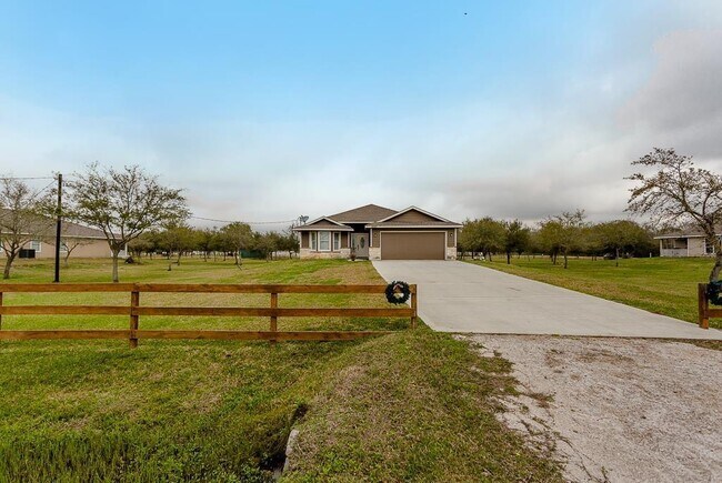3131 County Rd 81, Arcola, TX 77583 - House Rental in Arcola, TX ...