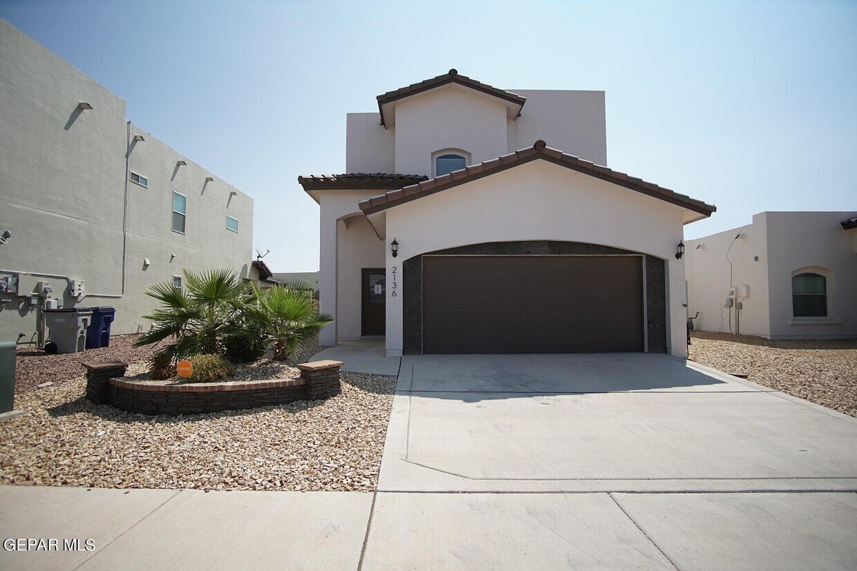 2136 William Caples St, El Paso, TX 79938 - House Rental in El Paso, TX ...