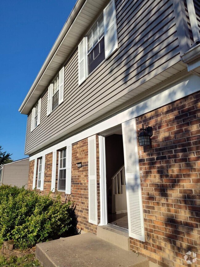 Hillendale Apartments under $3,000 - Cincinnati, OH - Updated Today ...