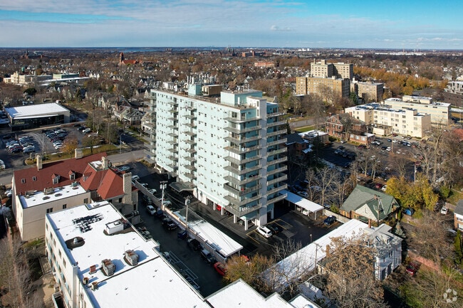 1217 The Delaware - Apartments in Buffalo, NY | Apartments.com