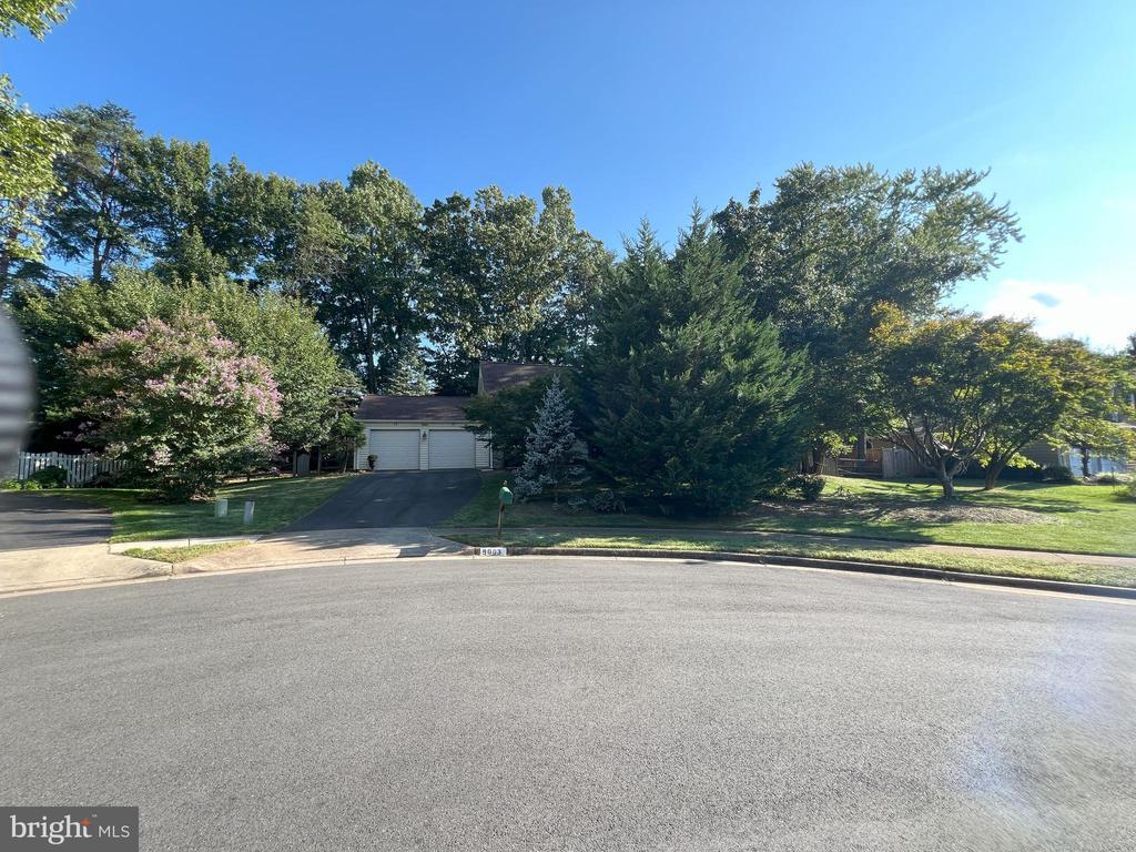 9003 Streamview Ln, Vienna, VA 22182 - House Rental in Vienna, VA ...