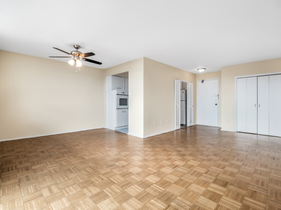 3801 Riverside Drive East Apartments - 3801 Riverside Dr E Windsor, ON ...