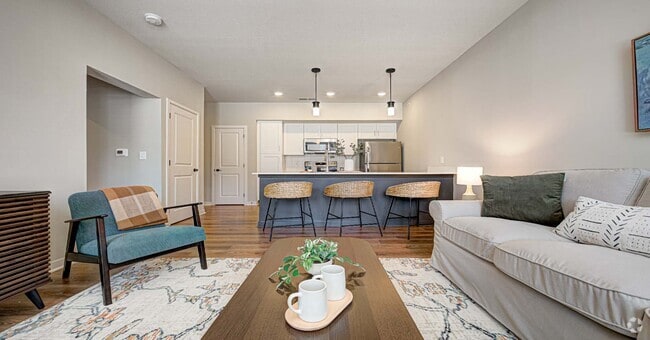 Hamilton Heights Apartments for Rent with EV Charging - Indianapolis ...