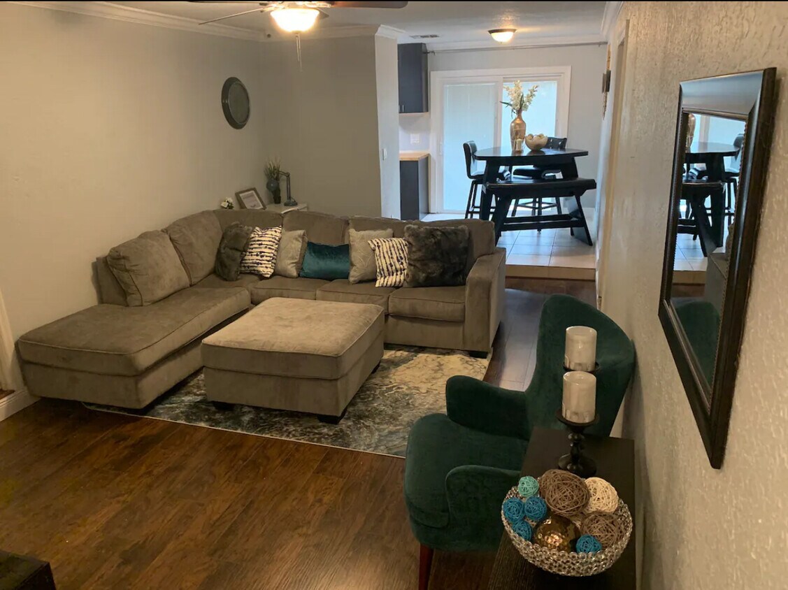 2215 W Jackson St, Orlando, FL 32805 - House Rental in Orlando, FL ...