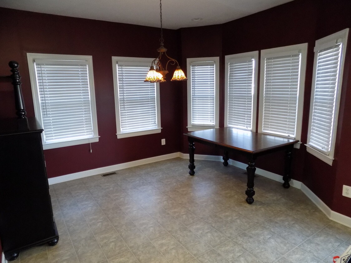 7267 Sallie Collins Dr Unit House, Ruther Glen, VA 22546 - Room for ...