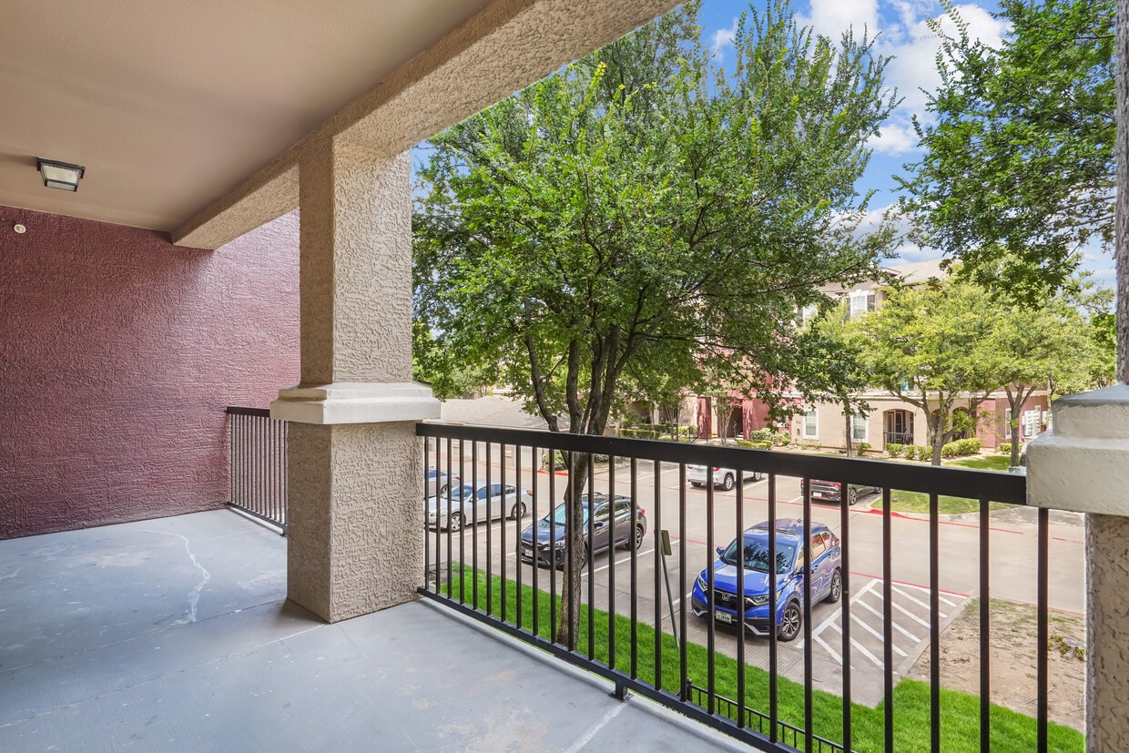 eaves Twin Creeks - 705 Bray Central Dr Allen, TX 75013 | Apartments.com