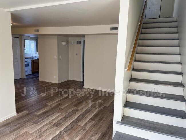 326 Fairlawn Dr, Round Lake Park, IL 60073 - House Rental in Round Lake ...