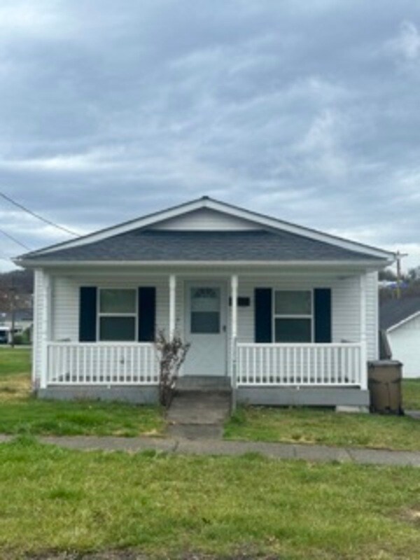 2948 Virginia Ave, Hurricane, WV 25526 - House Rental in Hurricane, WV ...