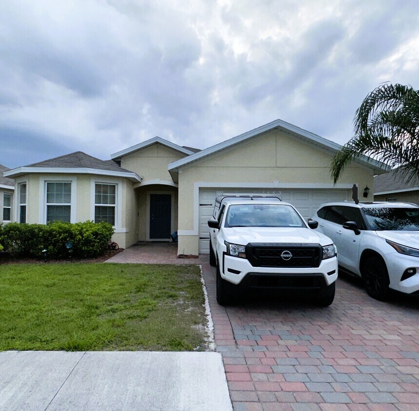 10627 Crossback Ln, Lehigh Acres, FL 33936 - House Rental in Lehigh ...