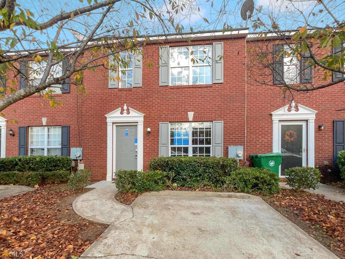 5789 Strathmoor Manor Cir, Lithonia, GA 30058 - Townhome Rentals in ...