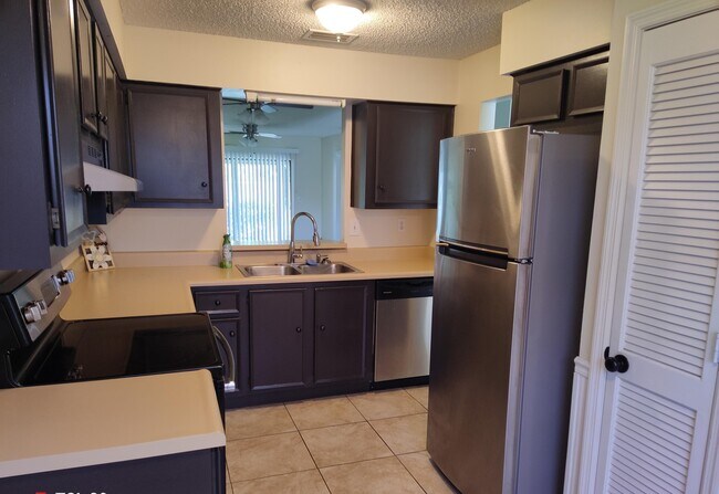 6022 Indrio Rd Unit 5, Fort Pierce, FL 34951 - Condo for Rent in Fort ...