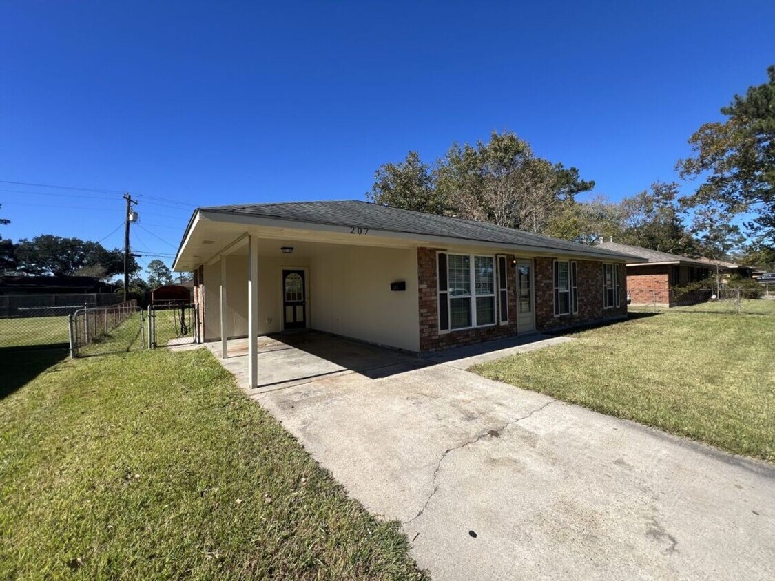 207 Sinbad St, Baker, LA 70714 - House Rental in Baker, LA | Apartments.com