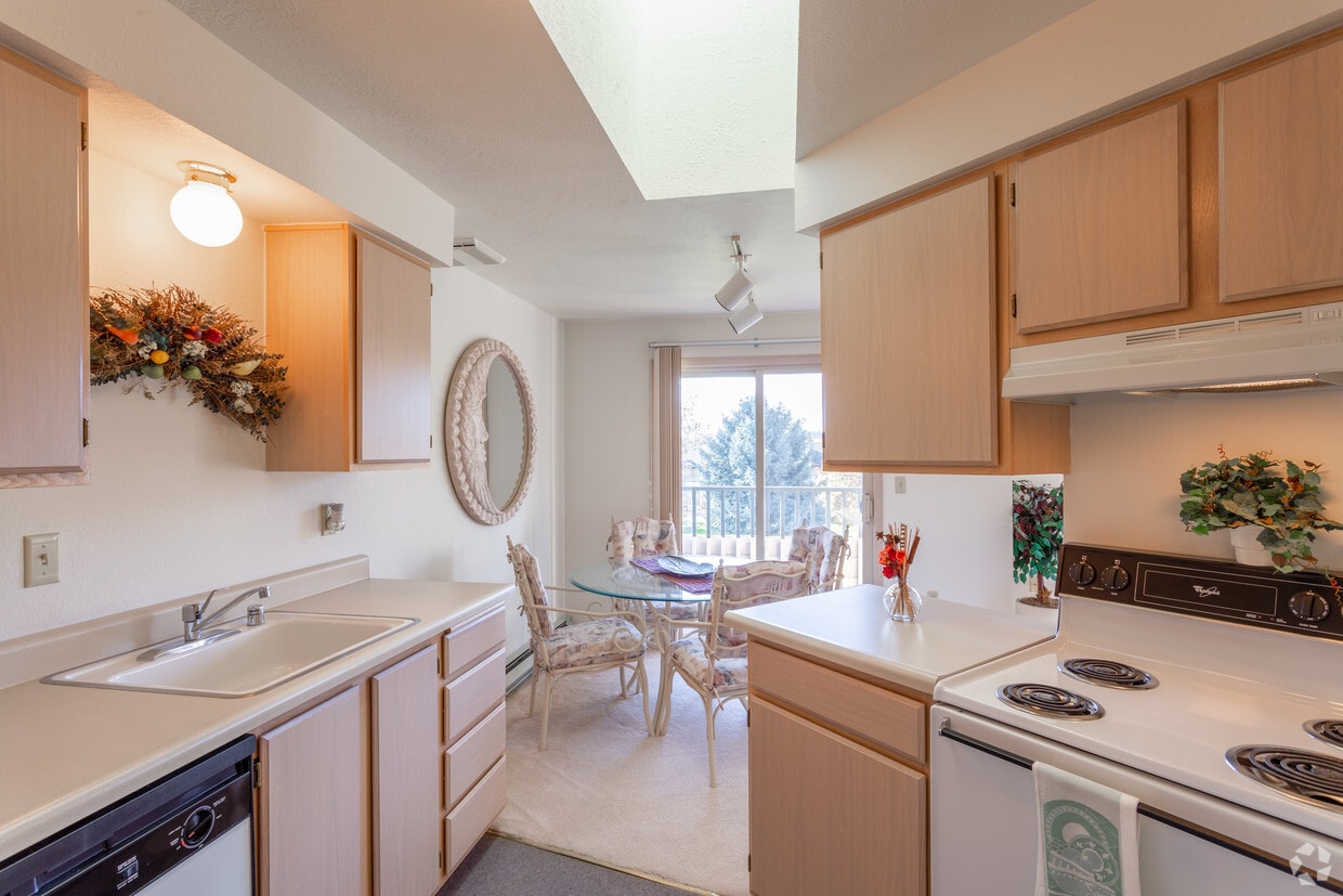 Cedar Springs Estates - 1015 E Cozza Dr Spokane, WA 99208 | Apartments.com