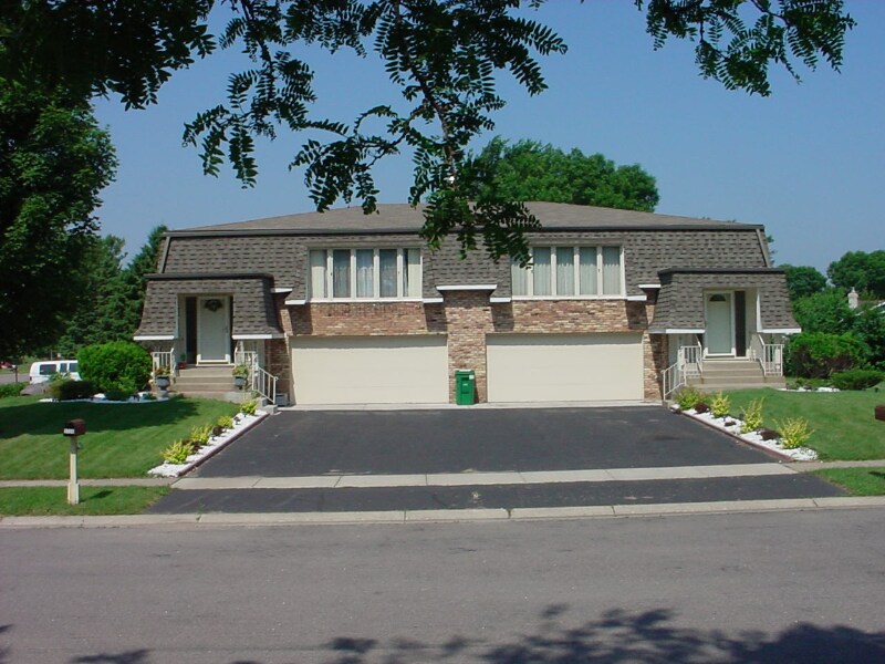 9724 Toledo Rd, Minneapolis, MN 55437 | Apartments.com