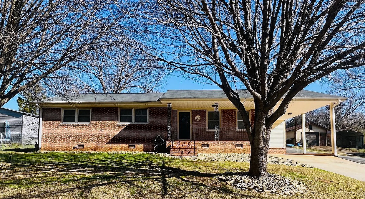 107 Byron Ter, Spartanburg, SC 29301 - House Rental in Spartanburg, SC ...