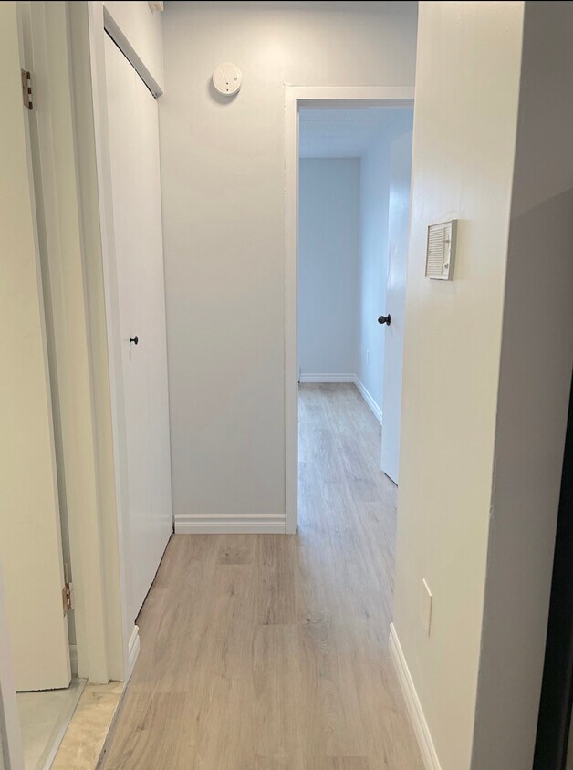 471 Tecumseh Rd W Unité 104, Windsor, ON N8X 1G8 - Appartement à Louer ...