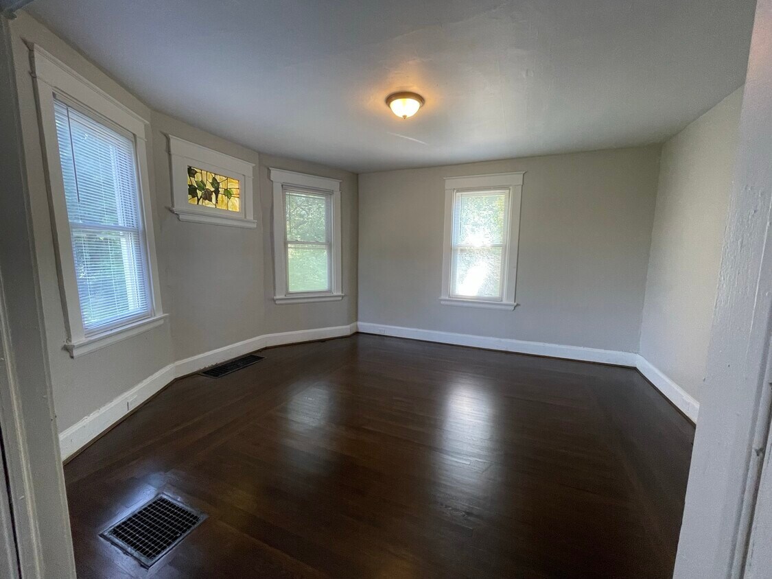 823 Blair Ave, Cincinnati, OH 45229 - House Rental in Cincinnati, OH ...