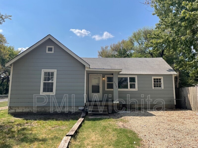 1337 S Bonn St, Wichita, KS 67213 - House Rental in Wichita, KS ...