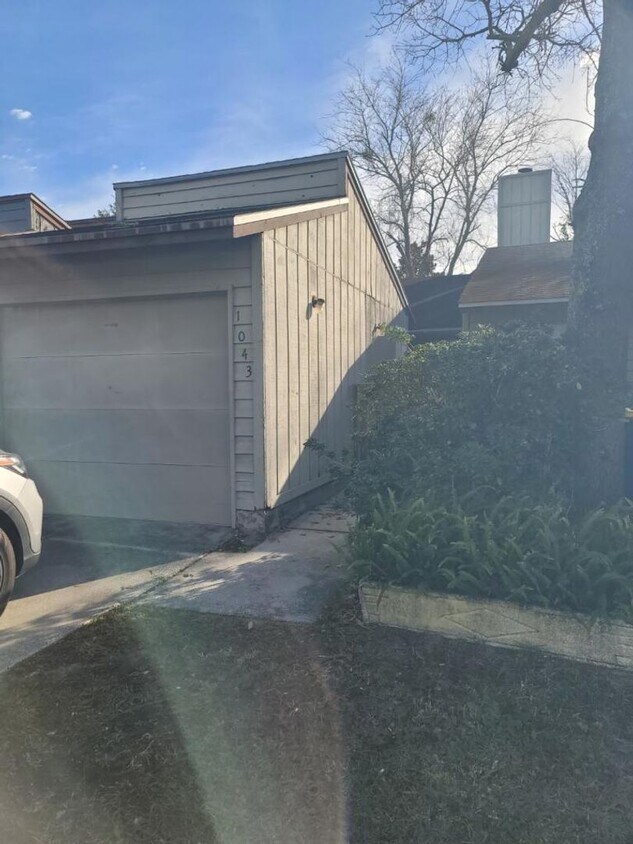 1043 Lee Rd, Jacksonville, FL 32225 - Townhome Rentals in Jacksonville ...