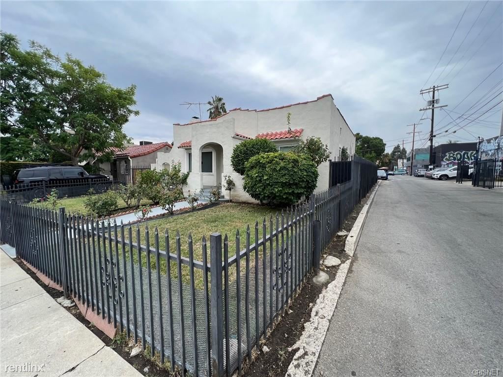 647 N Curson Ave, Los Angeles, CA 90036 - House Rental in Los Angeles ...