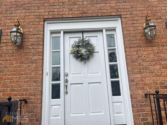 536 Daisy Nash Dr SW, Lilburn, GA 30047 - House Rental in Lilburn, GA ...