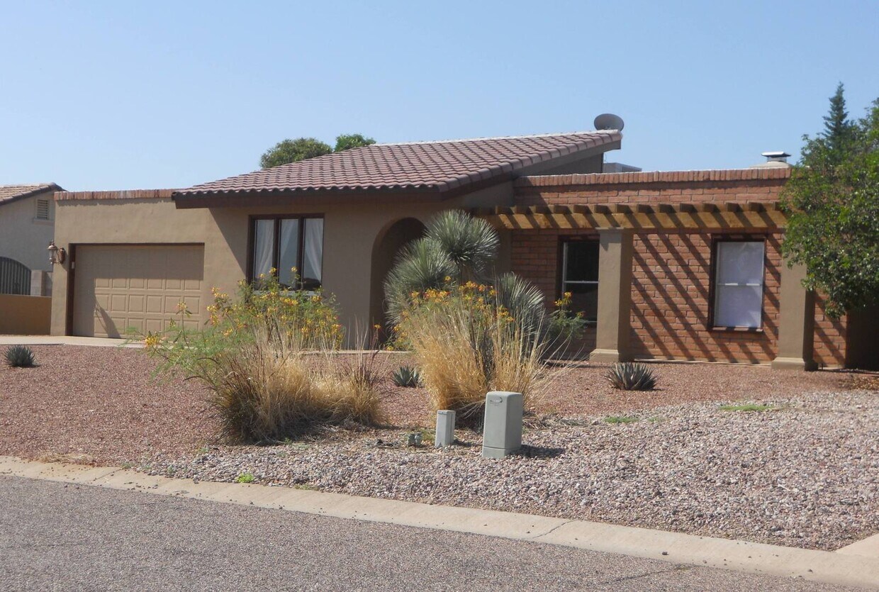 2604 Inverrary Dr, Sierra Vista, AZ 85650 - House Rental in Sierra ...