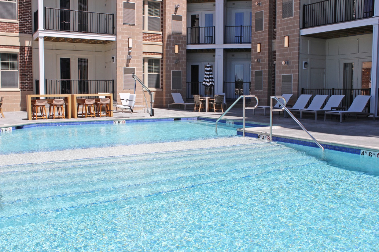 50 at Granite Run - 50 S New Middletown Rd Media, PA 19063 | Apartments.com