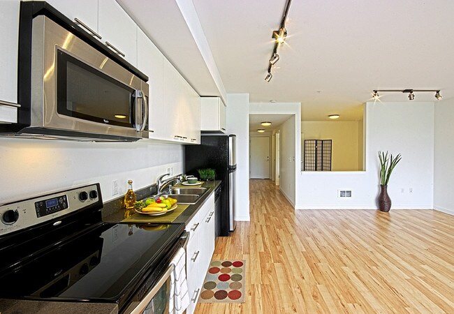 Circa Green Lake Apartments - Seattle, WA | Apartments.com