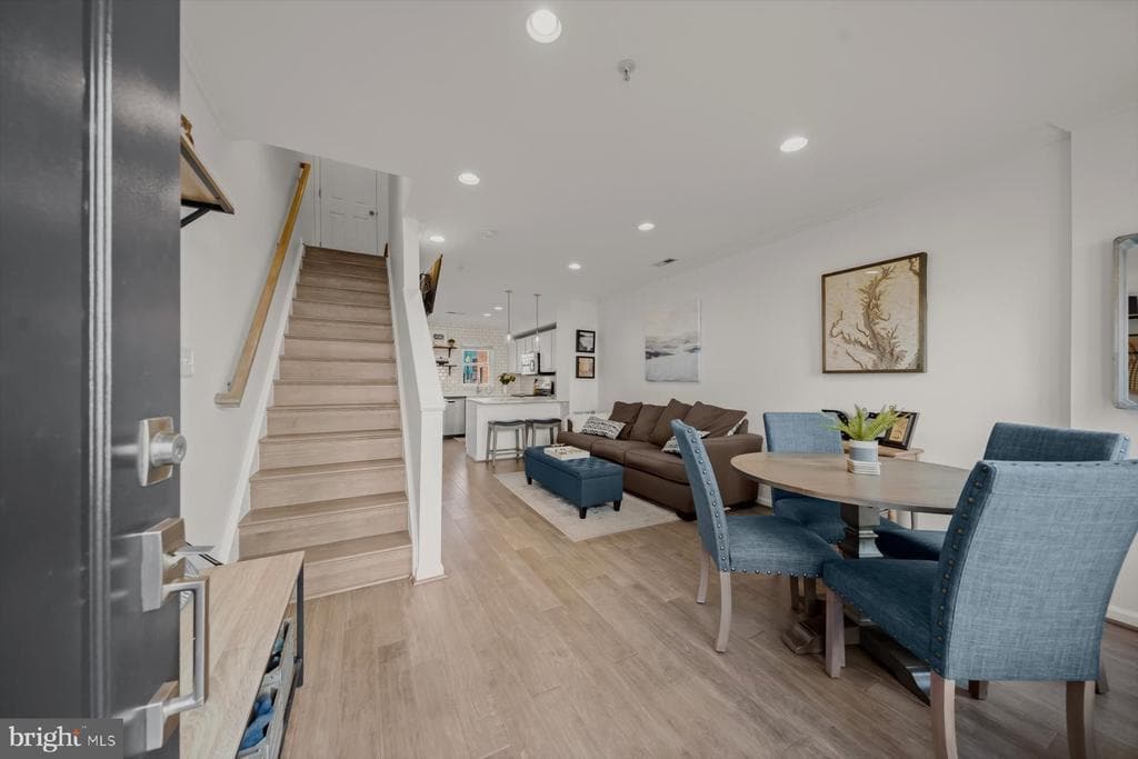 1043 5Th St SE, Washington, DC 20003 - Townhome Rentals in Washington ...