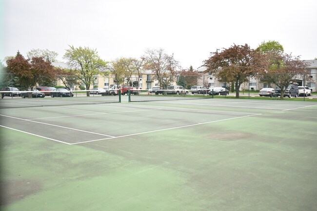 Park Ridge Commons Apartments - Des Plaines, IL | Apartments.com