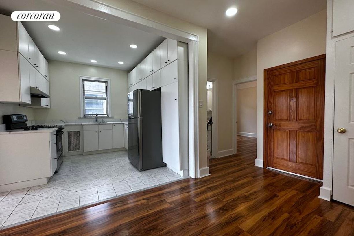 594 E 2nd St, Brooklyn, NY 11218 | Apartments.com