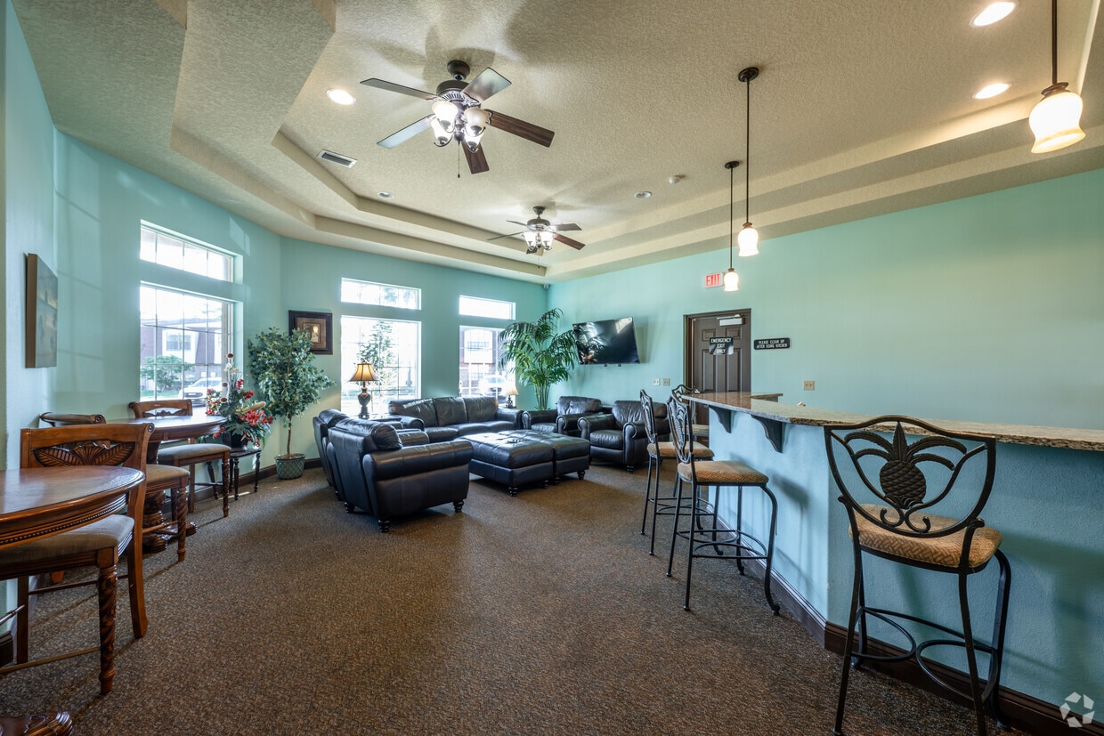 VICTORIA GARDENS APARTMENTS - 5609 Victoria Gardens Blvd Port Orange ...